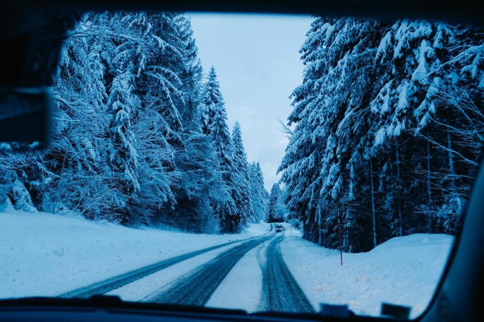 safe driving in winter