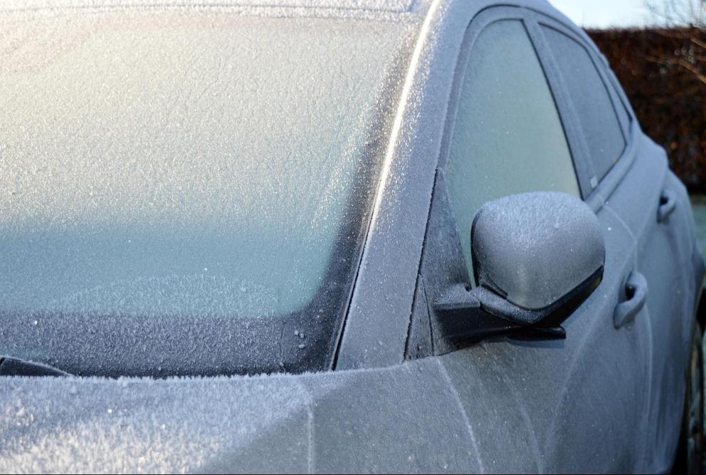 How to prevent freezing of car doors, locks and hinges