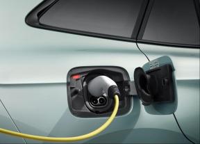elektroauto ar siltumsūkni komplektācijā