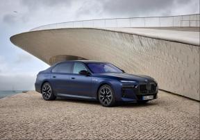 Apskats par BMW i7 2024