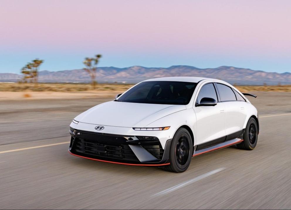 Apskats par Hyundai IONIQ 6 2026