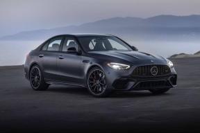 Apskats par Mercedes-Benz C-Class 2025