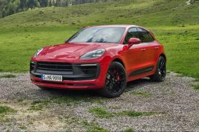 Overview of Porsche Macan 2025
