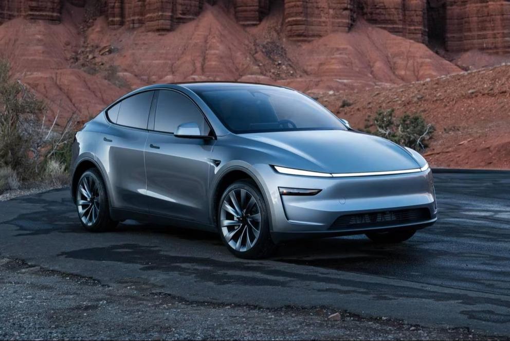 Apskats par Tesla Model Y 2026