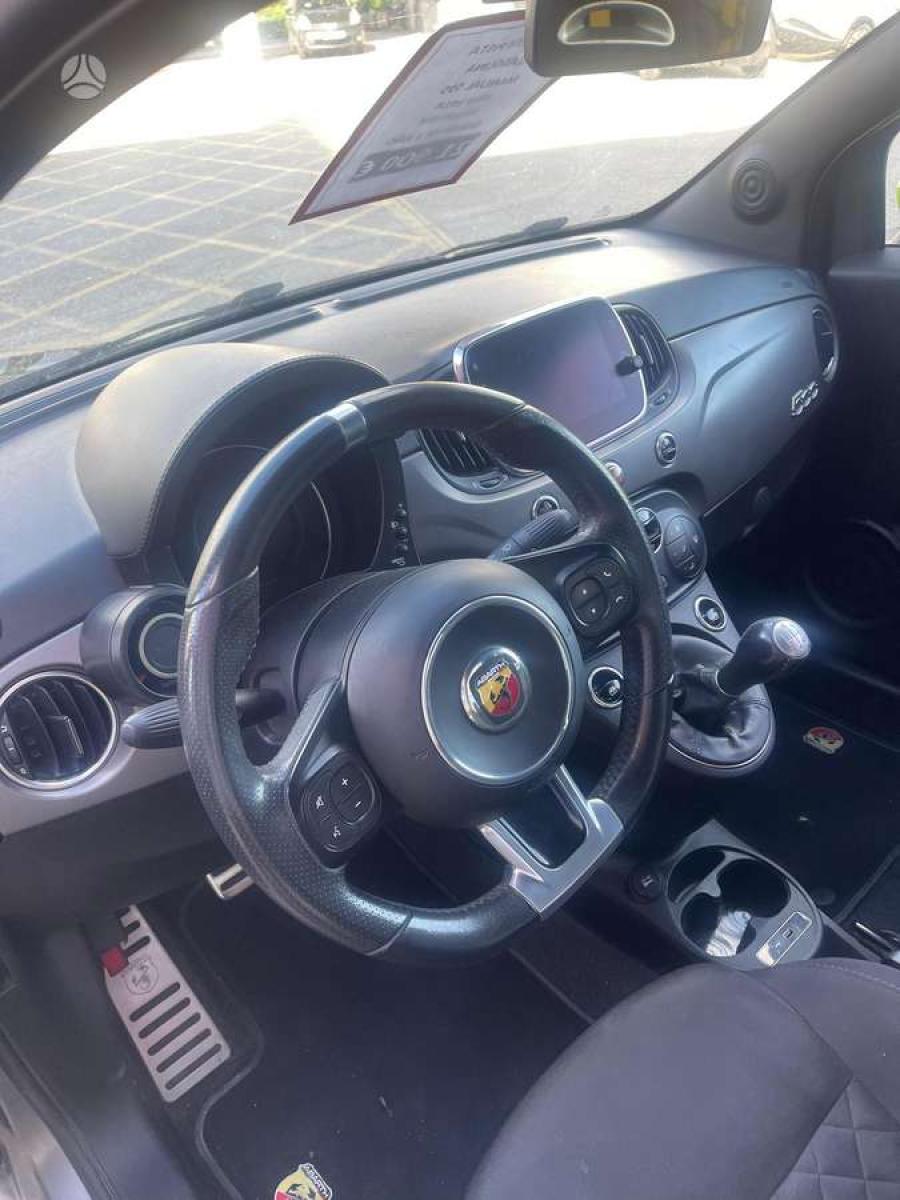 Abarth 595 2020 in Kaunas, with an engine capacity of 1.40 L and mileage of 60 thousand km for 19000 €, photo 7 on AUTOMOTO.COM.LV