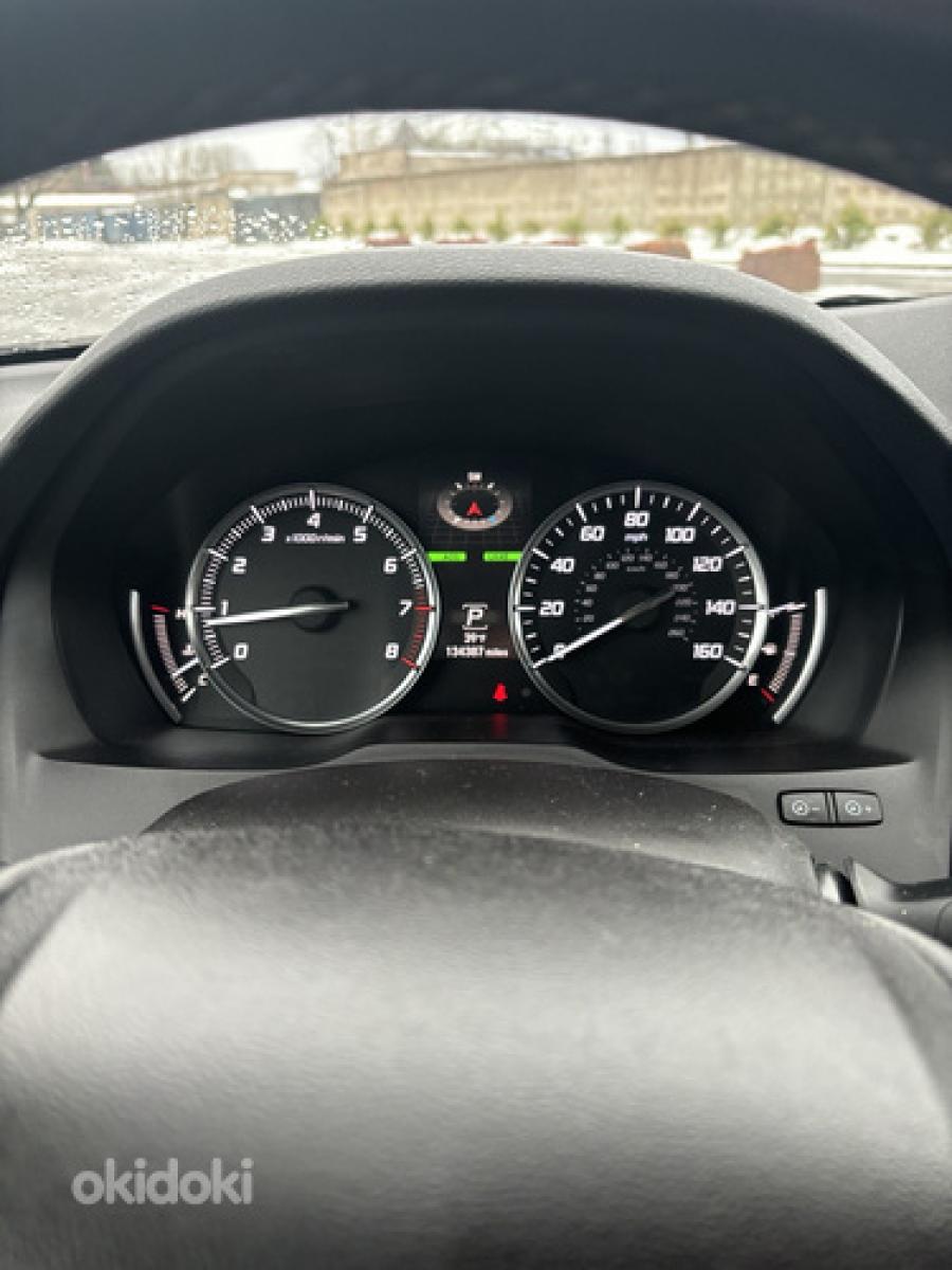 Melns Acura MDX 2014 Narva, ar dzinēja tilpumu 3.50 L un nobraukumu 214 tūkst. km par 24000 €, foto 3 vietnē AUTOMOTO.COM.LV