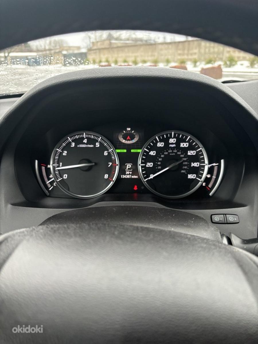 Melns Acura MDX 2014 Narva, ar dzinēja tilpumu 3.50 L un nobraukumu 214 tūkst. km par 24000 €, foto 15 vietnē AUTOMOTO.COM.LV