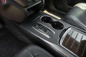 Black Acura MDX 2017 in Vilnius, with an engine capacity of 3.47 L and mileage of 208 thousand km for 16900 €, photo 21 on AUTOMOTO.COM.LV