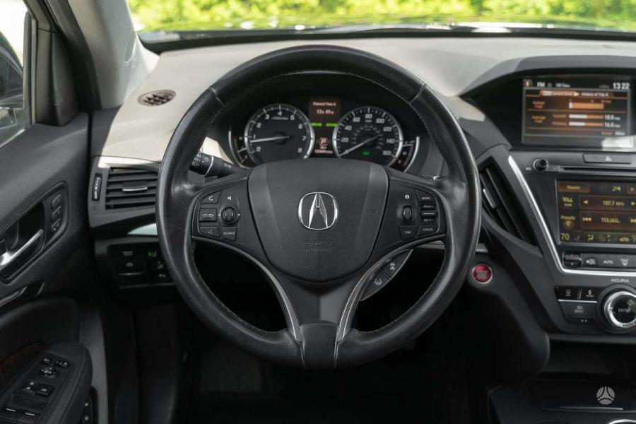 Black Acura MDX 2017 in Vilnius, with an engine capacity of 3.47 L and mileage of 208 thousand km for 16900 €, photo 23 on AUTOMOTO.COM.LV