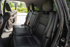Black Acura MDX 2017 in Vilnius, with an engine capacity of 3.47 L and mileage of 208 thousand km for 16900 €, photo 26 on AUTOMOTO.COM.LV