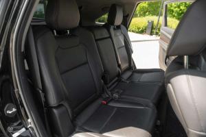 Black Acura MDX 2017 in Vilnius, with an engine capacity of 3.47 L and mileage of 208 thousand km for 16900 €, photo 27 on AUTOMOTO.COM.LV