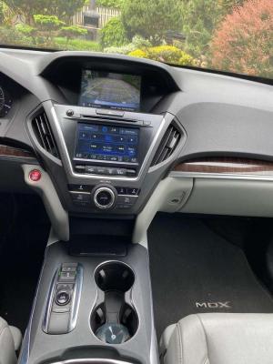 Grey Acura MDX 2018 in Kaunas, with an engine capacity of 3.50 L and mileage of 128 thousand km for 17500 €, photo 9 on AUTOMOTO.COM.LV