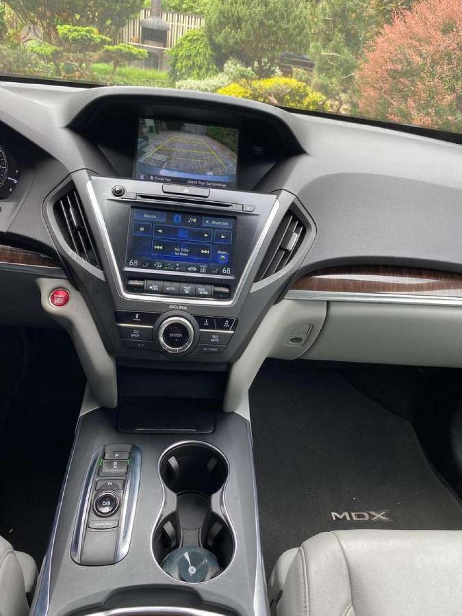 Grey Acura MDX 2018 in Kaunas, with an engine capacity of 3.50 L and mileage of 128 thousand km for 17500 €, photo 9 on AUTOMOTO.COM.LV