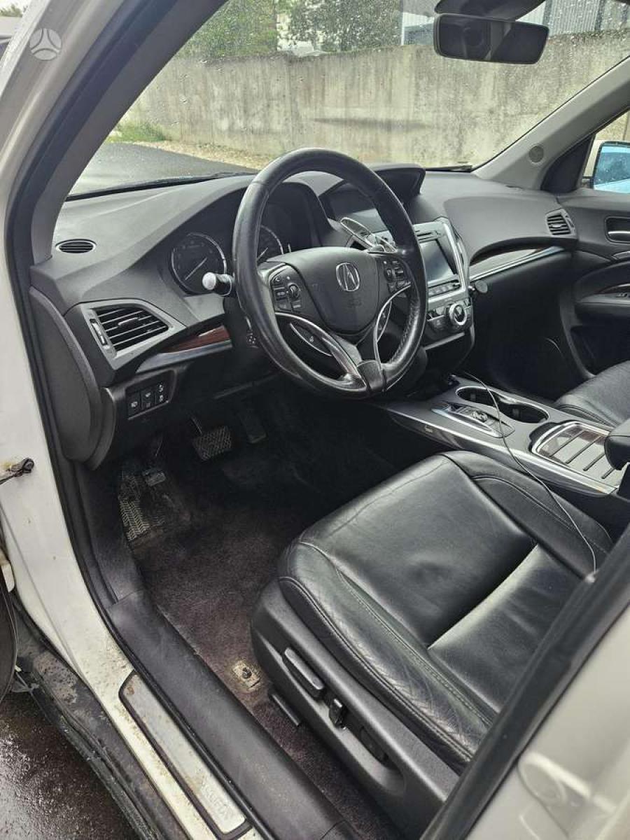 White Acura MDX 2016 in Vilnius, with an engine capacity of 3.50 L and mileage of 209 thousand km for 13500 €, photo 22 on AUTOMOTO.COM.LV