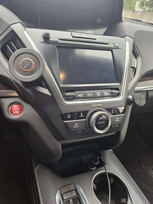 White Acura MDX 2016 in Vilnius, with an engine capacity of 3.50 L and mileage of 209 thousand km for 13500 €, photo 23 on AUTOMOTO.COM.LV