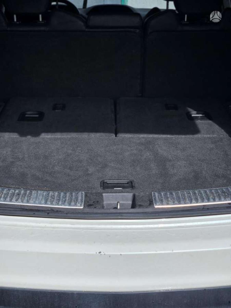 White Acura MDX 2016 in Vilnius, with an engine capacity of 3.50 L and mileage of 209 thousand km for 13500 €, photo 31 on AUTOMOTO.COM.LV