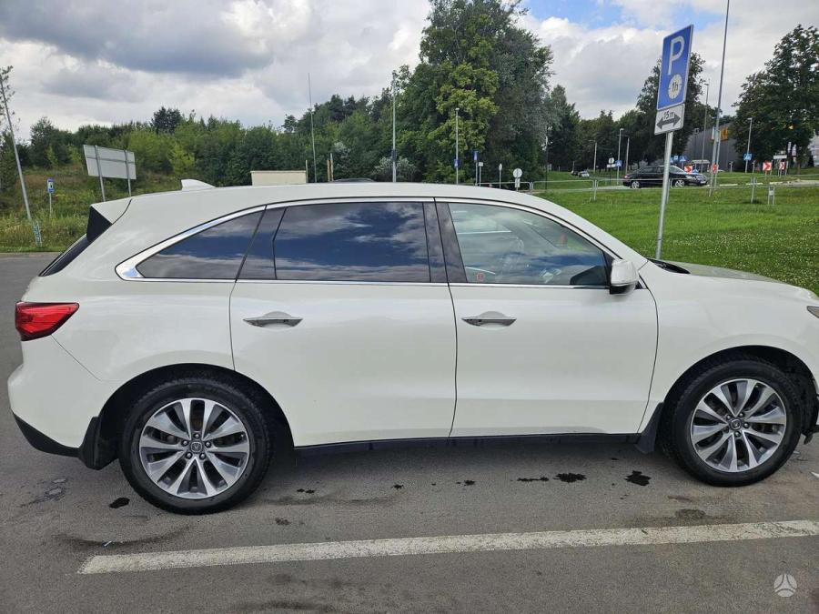 White Acura MDX 2016 in Vilnius, with an engine capacity of 3.50 L and mileage of 209 thousand km for 13500 €, photo 33 on AUTOMOTO.COM.LV