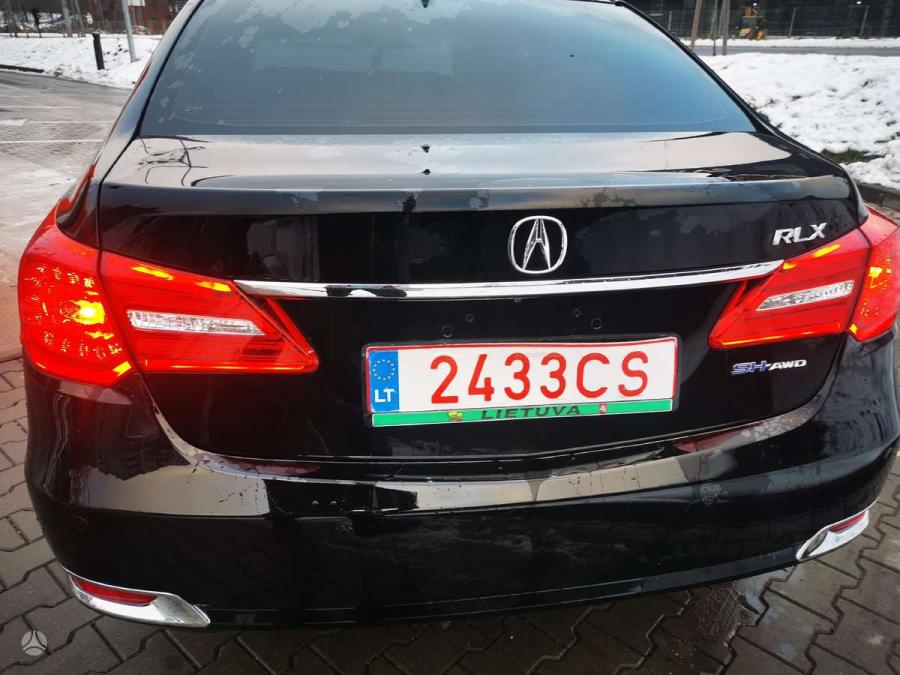 Black Acura RLX 2017 in Vilnius, with an engine capacity of 3.50 L and mileage of 65 thousand km for 18800 €, photo 23 on AUTOMOTO.COM.LV