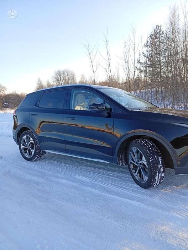 Melns Aiways U5 2020 Utena, ar dzinēja tilpumu 0.00 L un nobraukumu 92 tūkst. km par 12900 €, foto 9 vietnē AUTOMOTO.COM.LV