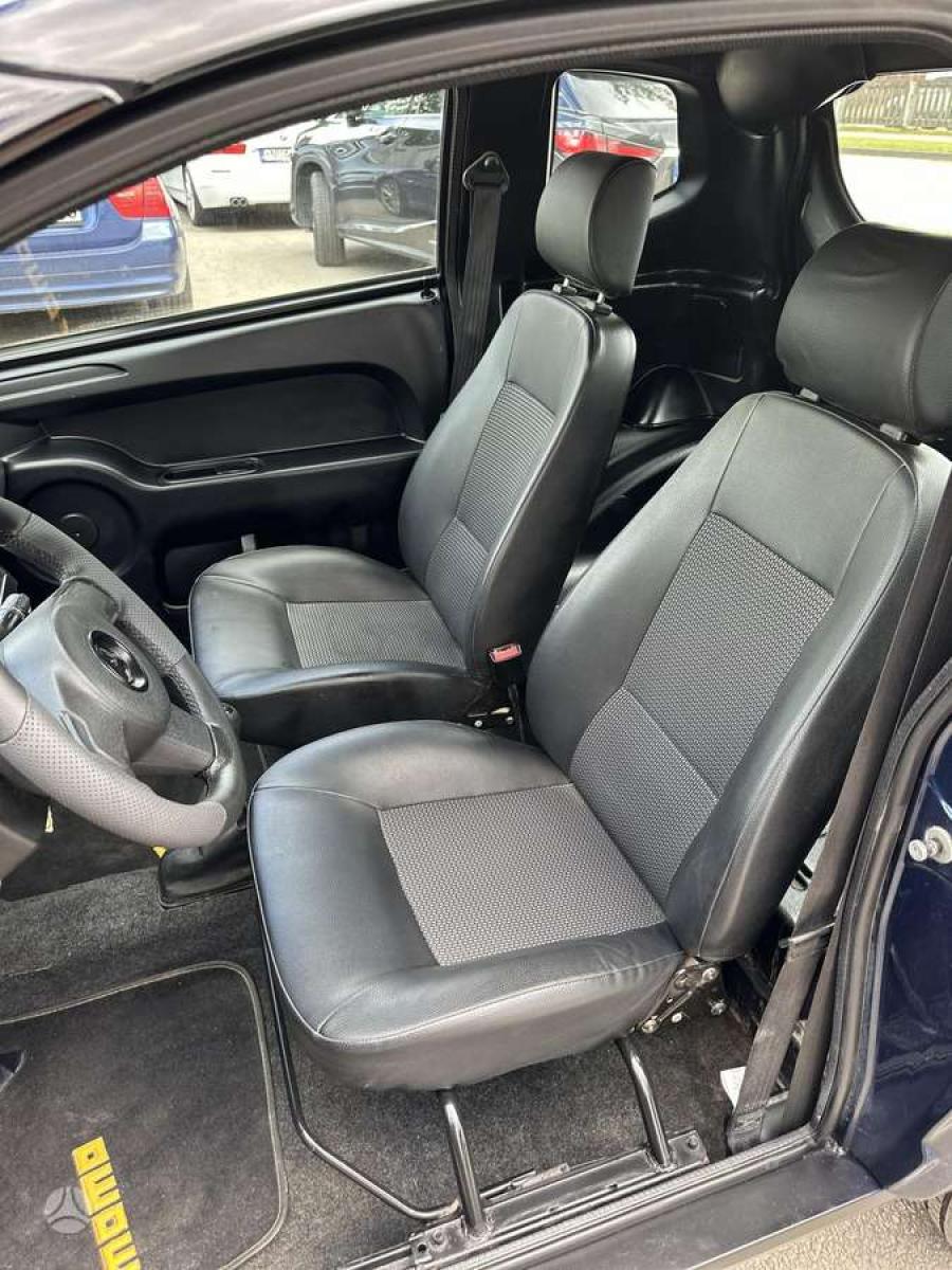 Blue Aixam City 2015 in Siauliai, with an engine capacity of 0.40 L and mileage of 46 thousand km for 5850 €, photo 19 on AUTOMOTO.COM.LV