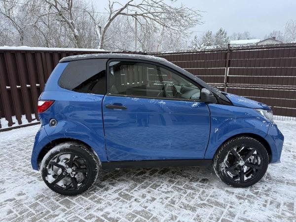 Blue Aixam City 2020 in Vilnius, with an engine capacity of 0.48 L and mileage of 25 thousand km for 8600 €, photo 2 on AUTOMOTO.COM.LV