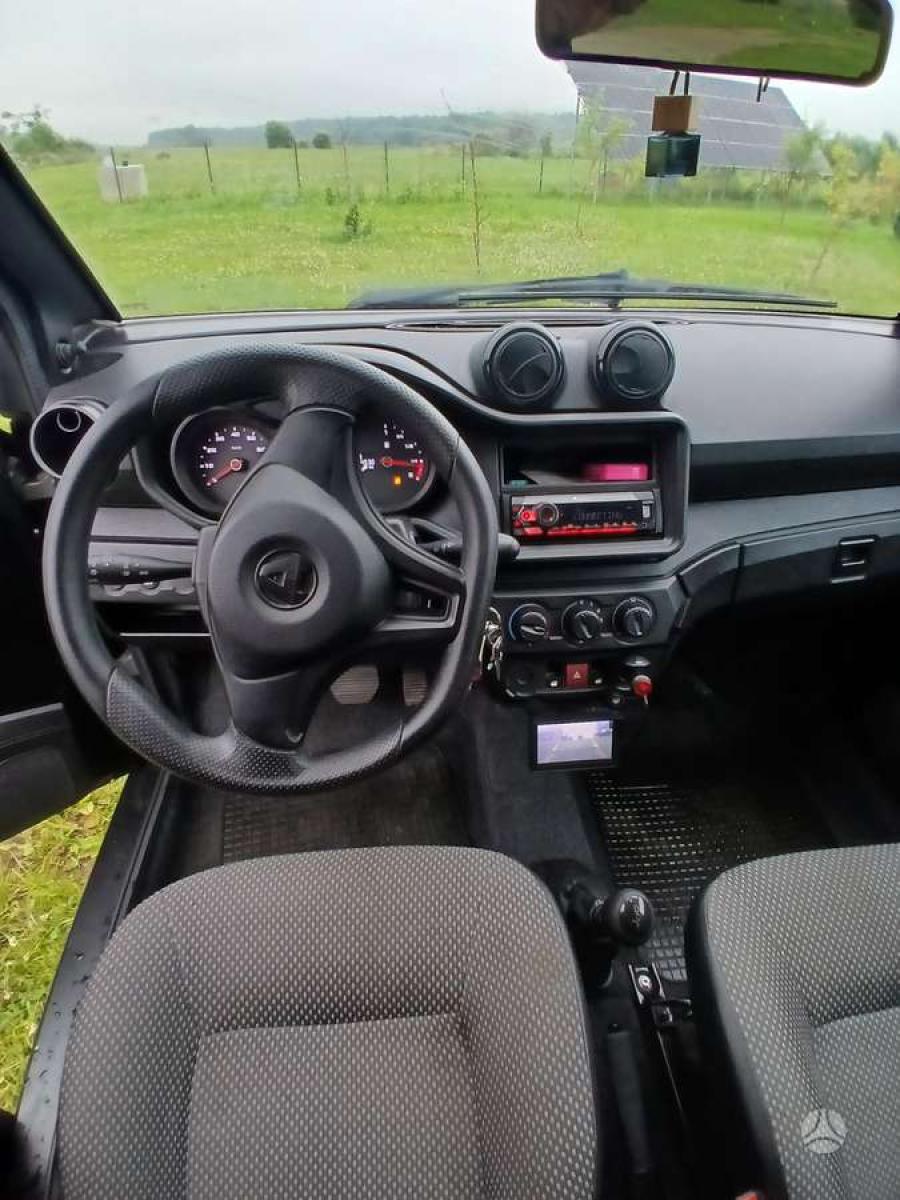 Blue Aixam City 2021 in Kretinga, with an engine capacity of 0.00 L and mileage of 26 thousand km for 7500 €, photo 6 on AUTOMOTO.COM.LV