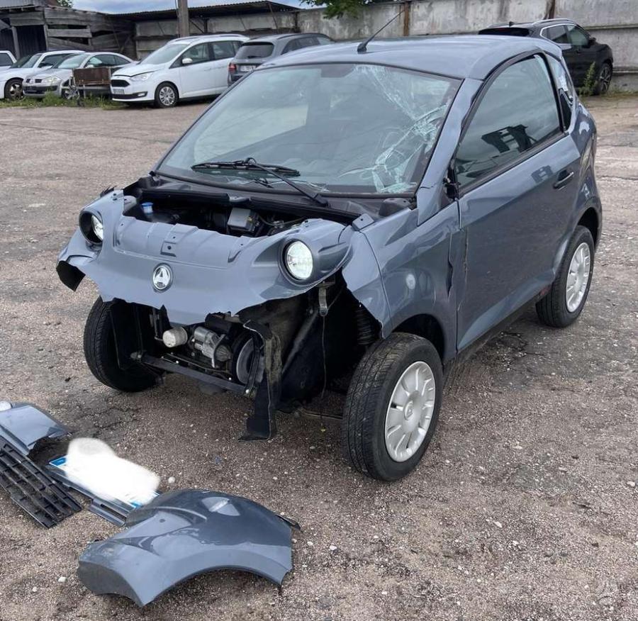Zils Aixam City 2024 Tauragė, ar dzinēja tilpumu 0.50 L un nobraukumu 7 tūkst. km par 4800 €, foto 4 vietnē AUTOMOTO.COM.LV