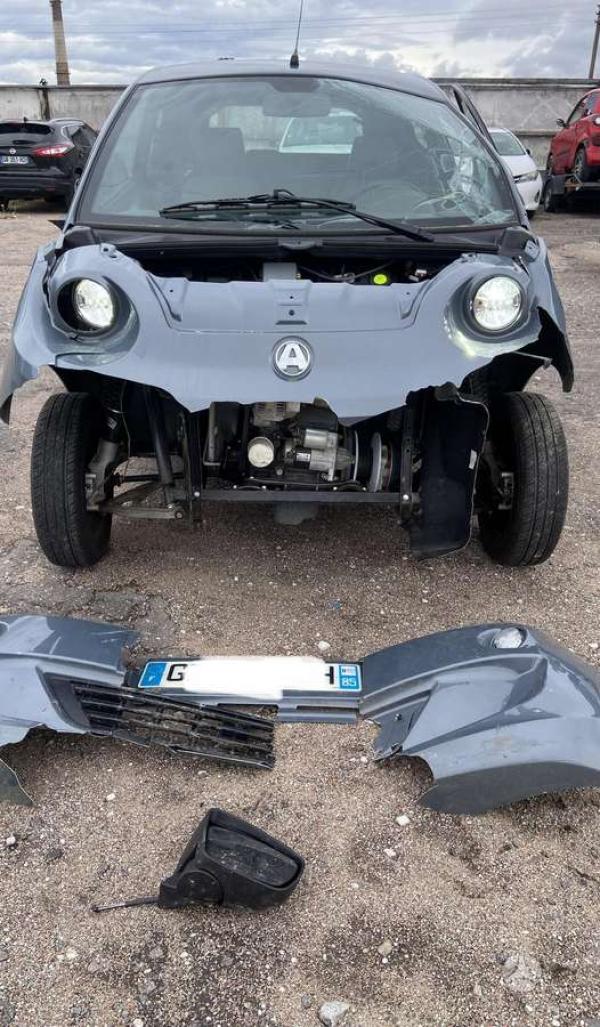 Zils Aixam City 2024 Tauragė, ar dzinēja tilpumu 0.50 L un nobraukumu 7 tūkst. km par 4800 €, foto 9 vietnē AUTOMOTO.COM.LV