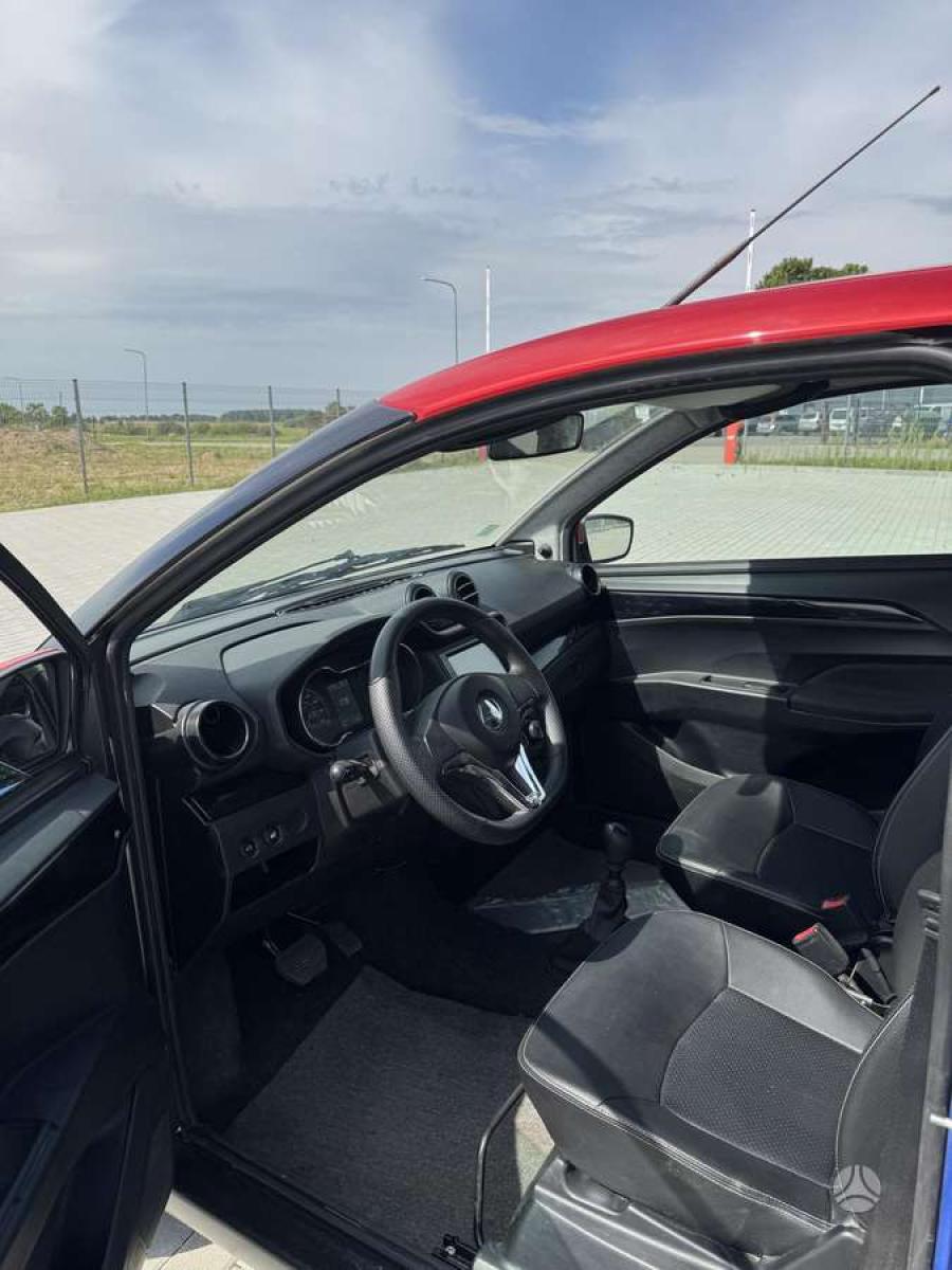 Blue Aixam City 2023 in Taurage, with an engine capacity of 0.50 L and mileage of 11 thousand km for 7600 €, photo 9 on AUTOMOTO.COM.LV