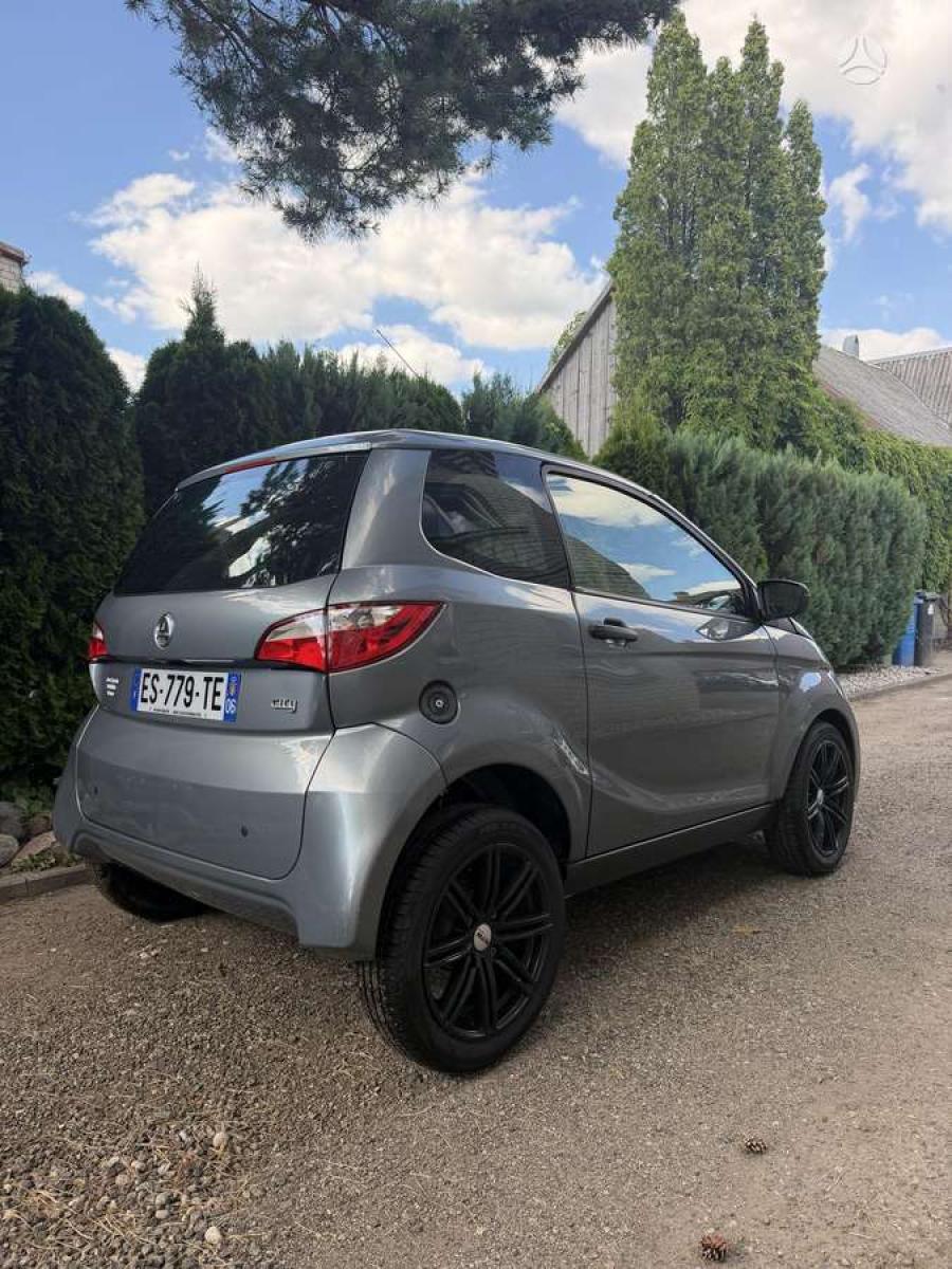 Grey Aixam City 2017 in Kaunas, with an engine capacity of 0.49 L and mileage of 33 thousand km for 4300 €, photo 4 on AUTOMOTO.COM.LV