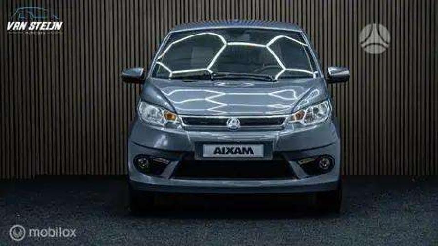 Grey Aixam City 2017 in Vilnius, with an engine capacity of 0.48 L and mileage of 19 thousand km for 9500 €, photo 4 on AUTOMOTO.COM.LV
