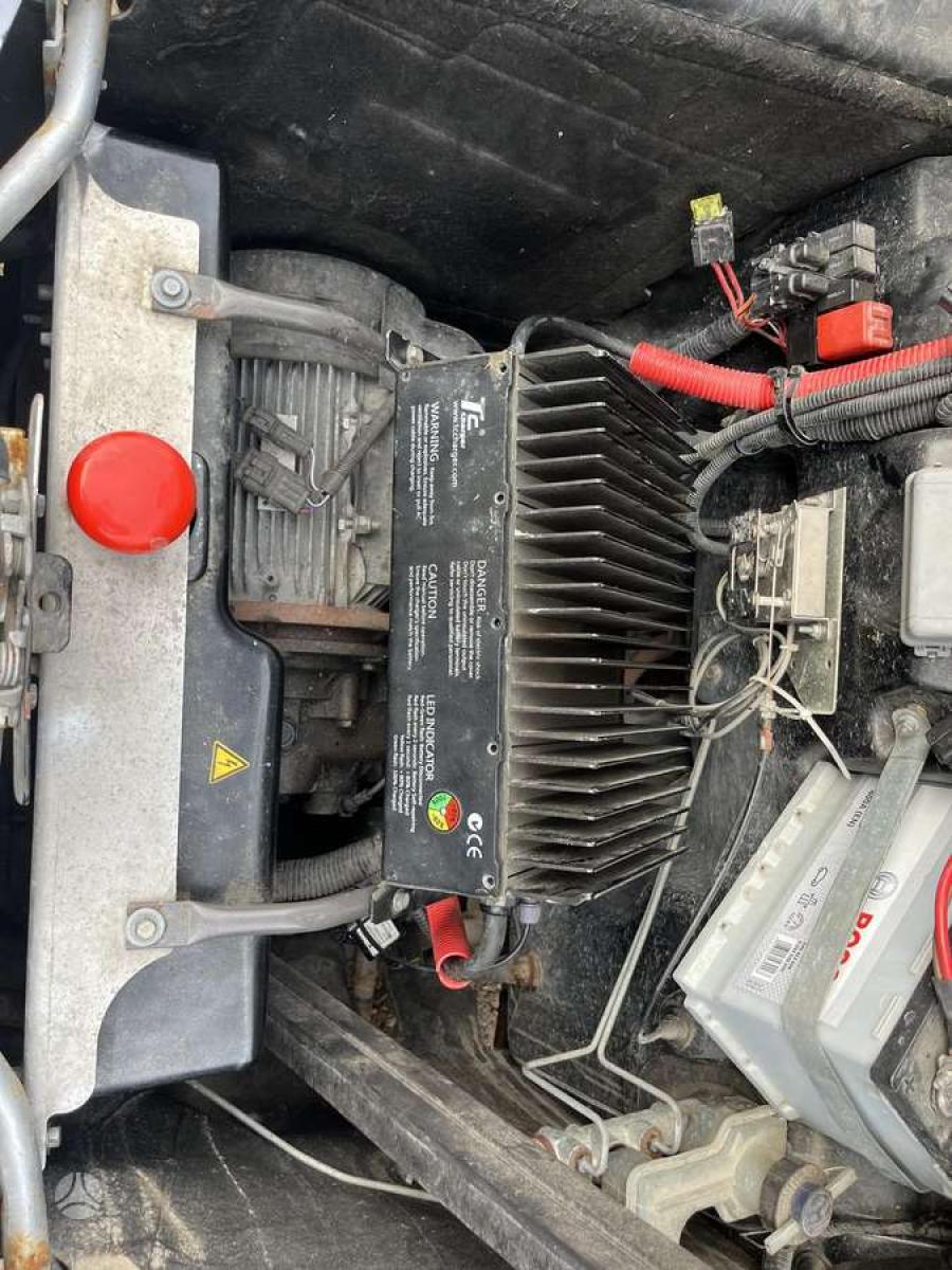 Pelēks Aixam City 2014 Kauņa, ar dzinēja tilpumu 0.00 L un nobraukumu 11 tūkst. km par 3200 €, foto 5 vietnē AUTOMOTO.COM.LV