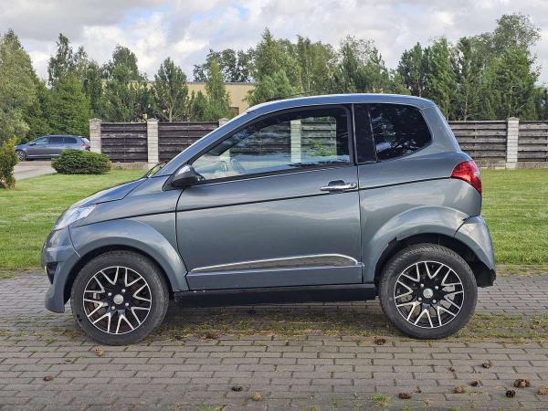 Grey Aixam City 2016 in Klaipeda, with an engine capacity of 0.40 L and mileage of 40 thousand km for 4200 €, photo 5 on AUTOMOTO.COM.LV