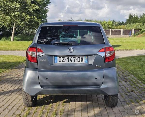 Grey Aixam City 2016 in Klaipeda, with an engine capacity of 0.40 L and mileage of 40 thousand km for 4200 €, photo 7 on AUTOMOTO.COM.LV