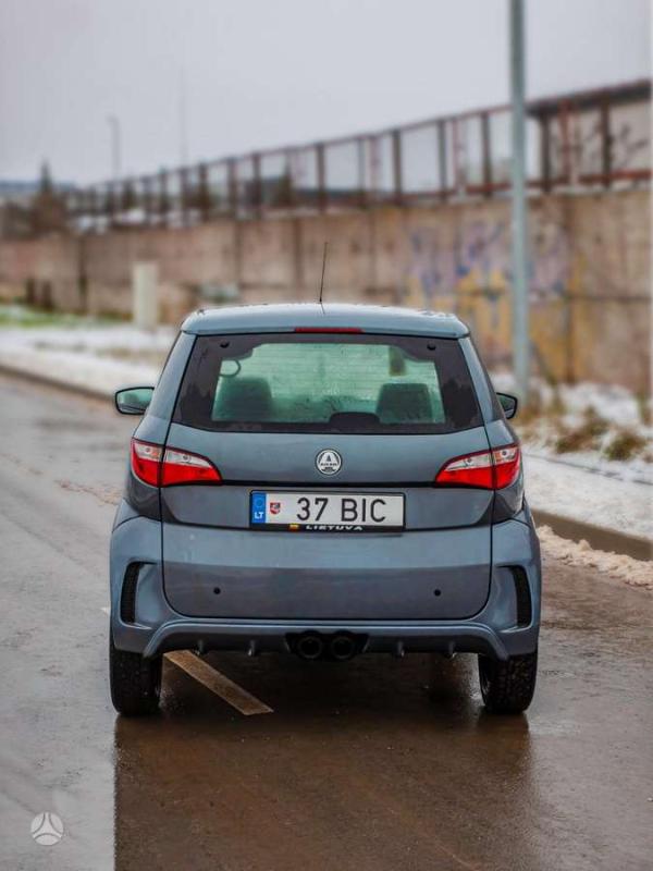 Серый Аиксам City 2022 в Шяуляй, объемом двигателя 0.00 л и пробегом 15 тыс. км за 9250 €, фото 3 на AUTOMOTO.COM.LV