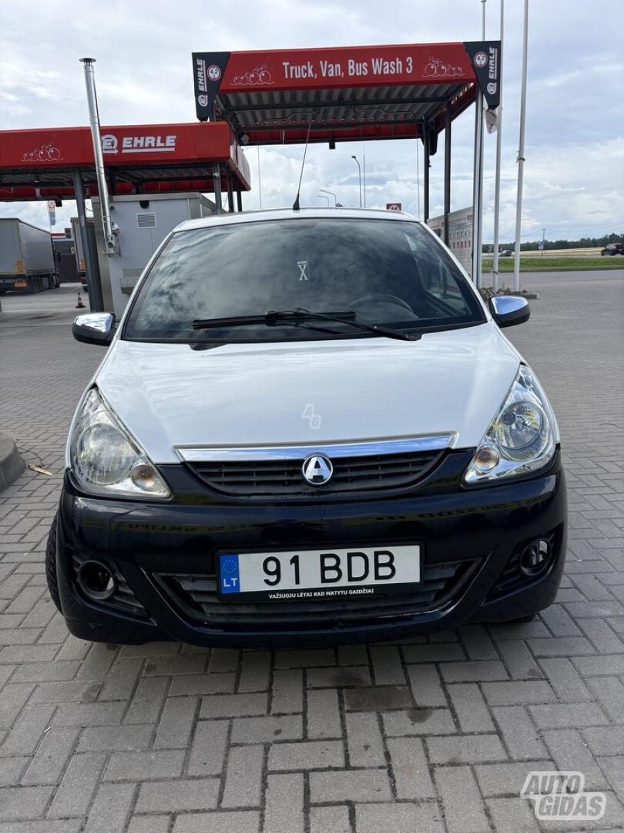 Aixam City 2011 in Joniskis, with an engine capacity of 0.40 L and mileage of 50 thousand km for 3800 €, photo 4 on AUTOMOTO.COM.LV
