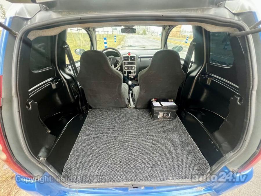 Aixam City 2009 in Tallinn, with an engine capacity of 0.40 L and mileage of 0 thousand km for 3500 €, photo 6 on AUTOMOTO.COM.LV
