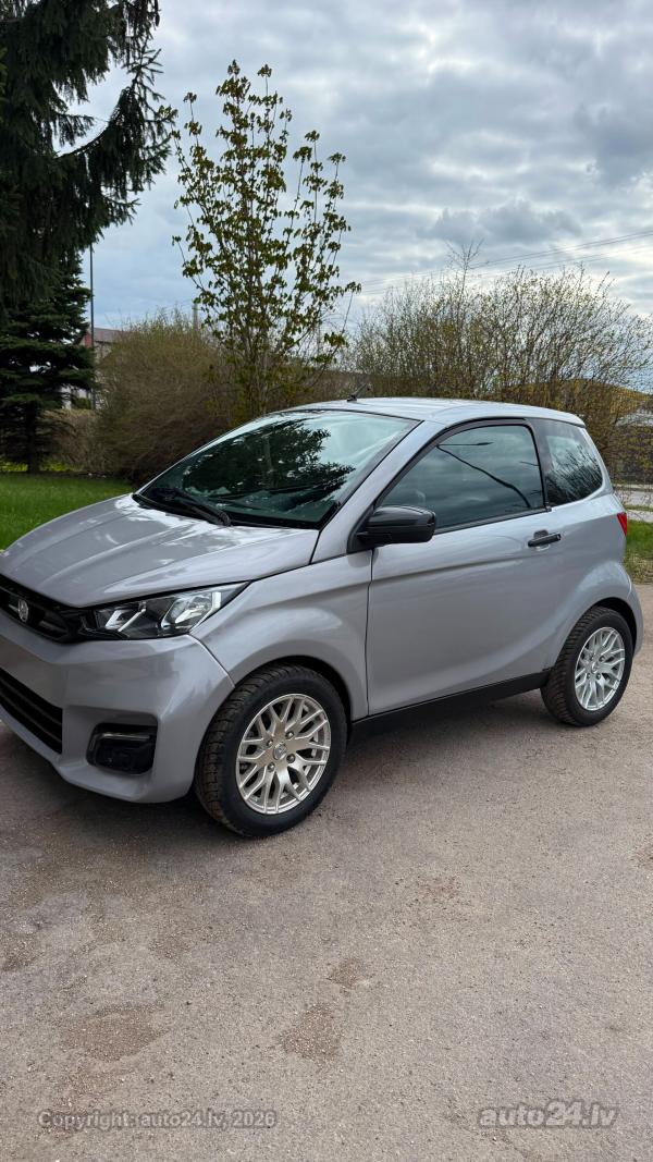 Aixam City 2023 in Tallinn, with an engine capacity of 0.00 L and mileage of 8 thousand km for 9900 €, photo 2 on AUTOMOTO.COM.LV