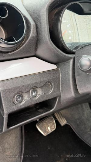 Aixam City 2023 Tallina, ar dzinēja tilpumu 0.00 L un nobraukumu 8 tūkst. km par 9900 €, foto 10 vietnē AUTOMOTO.COM.LV