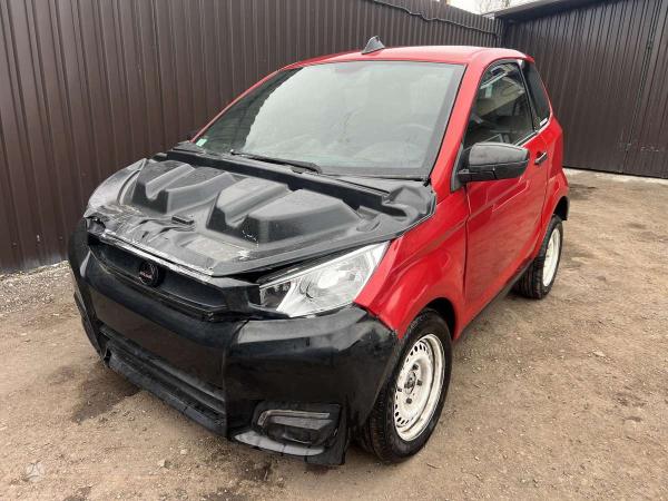 Sarkans Aixam City 2022 Kauņa, ar dzinēja tilpumu 0.50 L un nobraukumu 33 tūkst. km par 3700 €, foto 1 vietnē AUTOMOTO.COM.LV