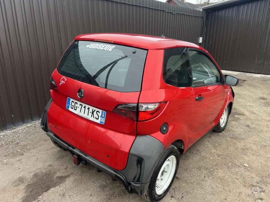 Red Aixam City 2022 in Kaunas, with an engine capacity of 0.50 L and mileage of 34 thousand km for 3500 €, photo 8 on AUTOMOTO.COM.LV