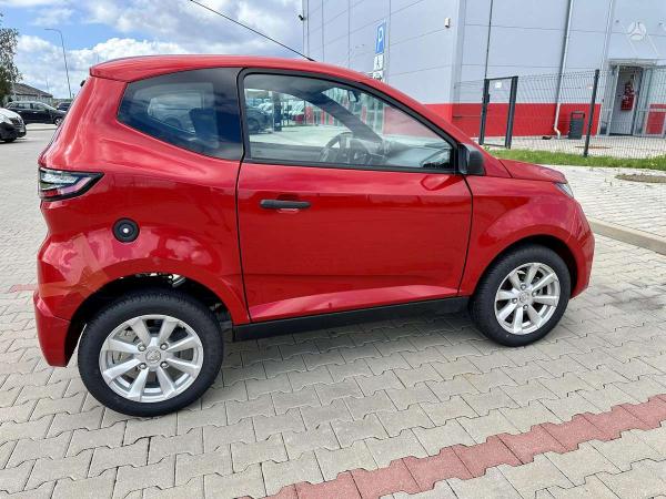 Sarkans Aixam City 2026 Telšiai, ar dzinēja tilpumu 0.48 L un nobraukumu 1 tūkst. km par 9200 €, foto 9 vietnē AUTOMOTO.COM.LV