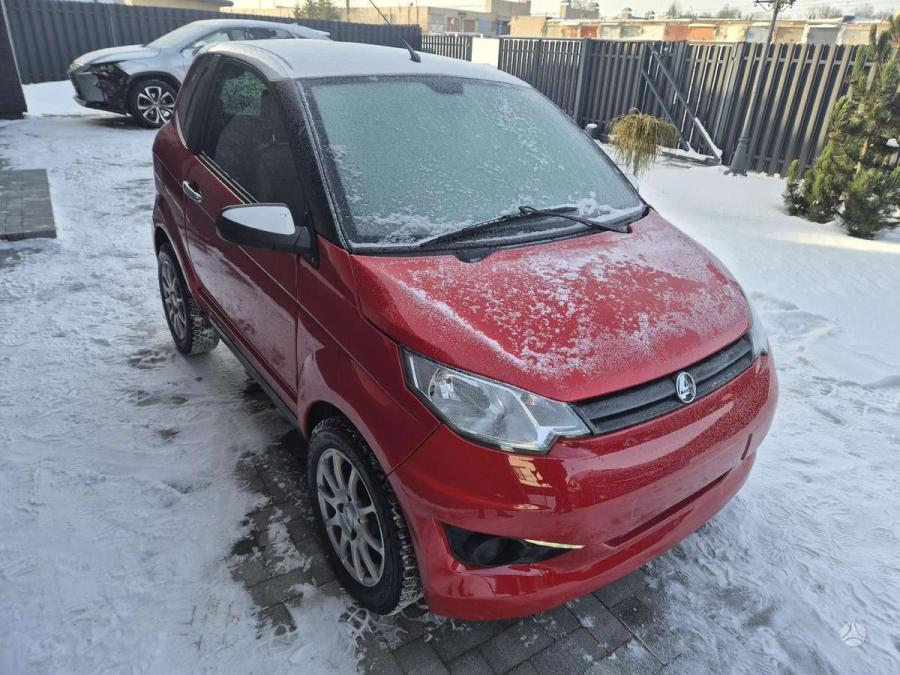 Red Aixam City 2014 in Siauliai, with an engine capacity of 0.50 L and mileage of 43 thousand km for 5950 €, photo 8 on AUTOMOTO.COM.LV