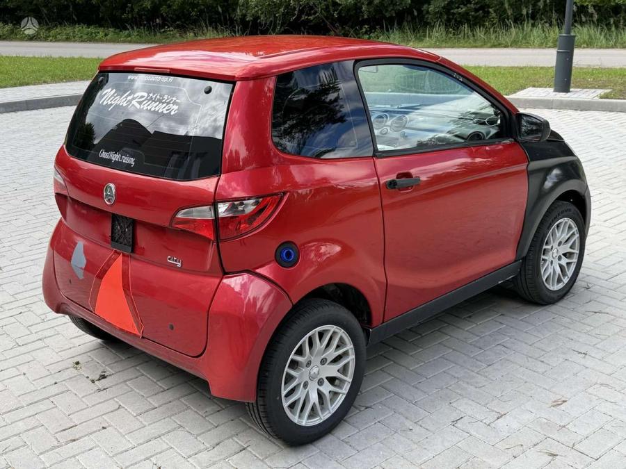 Red Aixam City 2016 in Prienai, with an engine capacity of 0.50 L and mileage of 70 thousand km for 3950 €, photo 5 on AUTOMOTO.COM.LV