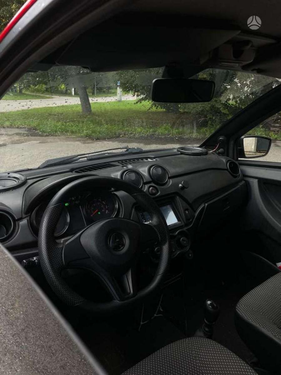 Sarkans Aixam City 2016 Prienai, ar dzinēja tilpumu 0.00 L un nobraukumu 71 tūkst. km par 4600 €, foto 8 vietnē AUTOMOTO.COM.LV