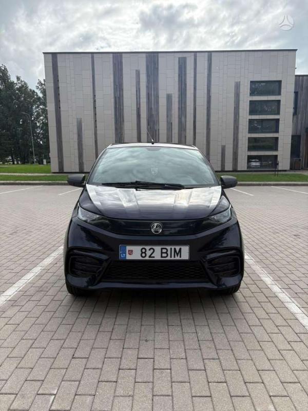 Violet Aixam City 2023 in Taurage, with an engine capacity of 0.48 L and mileage of 56 thousand km for 11900 €, photo 2 on AUTOMOTO.COM.LV
