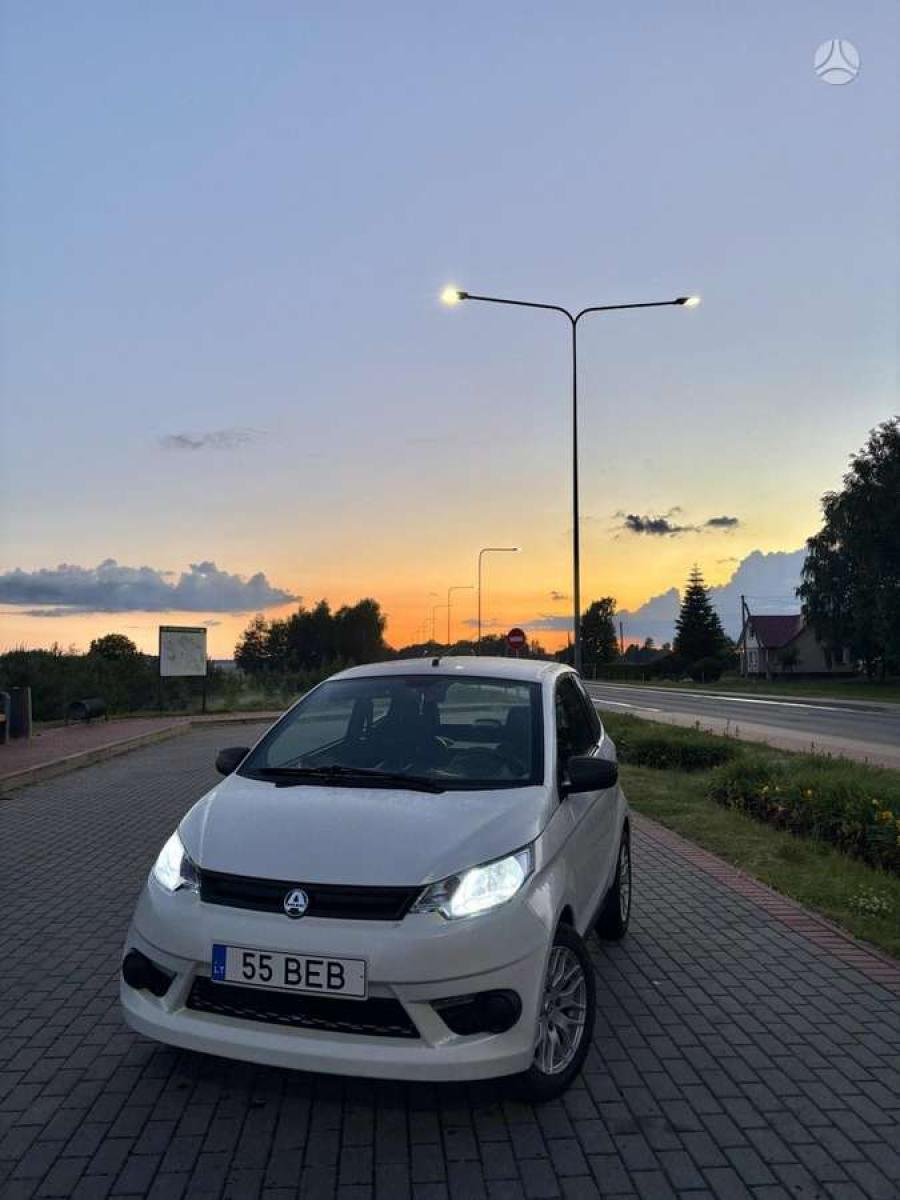 Balts Aixam City 2017 Raseiniai, ar dzinēja tilpumu 0.48 L un nobraukumu 90 tūkst. km par 6150 €, foto 1 vietnē AUTOMOTO.COM.LV