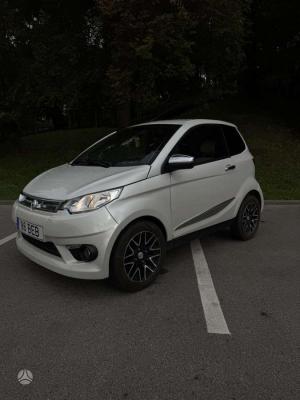 Balts Aixam City 2017 Kauņa, ar dzinēja tilpumu 0.50 L un nobraukumu 56 tūkst. km par 7000 €, foto  vietnē AUTOMOTO.COM.LV