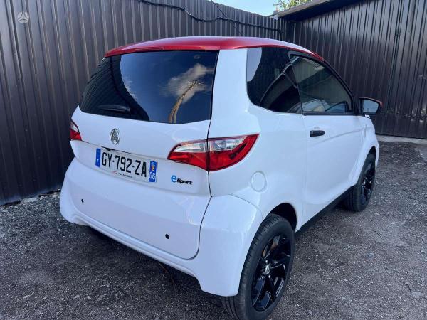 White Aixam City 2024 in Kaunas, with an engine capacity of 0.00 L and mileage of 3 thousand km for 10200 €, photo 7 on AUTOMOTO.COM.LV