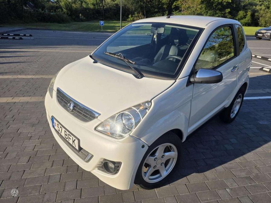 Balts Aixam City 2011 Kauņa, ar dzinēja tilpumu 0.40 L un nobraukumu 26 tūkst. km par 4500 €, foto 1 vietnē AUTOMOTO.COM.LV